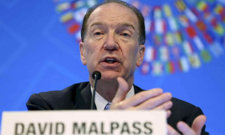 رئيس البنك الدولي يرفض التنحّي بعد اتهامه بالتشكيك في التغير المناخي ...